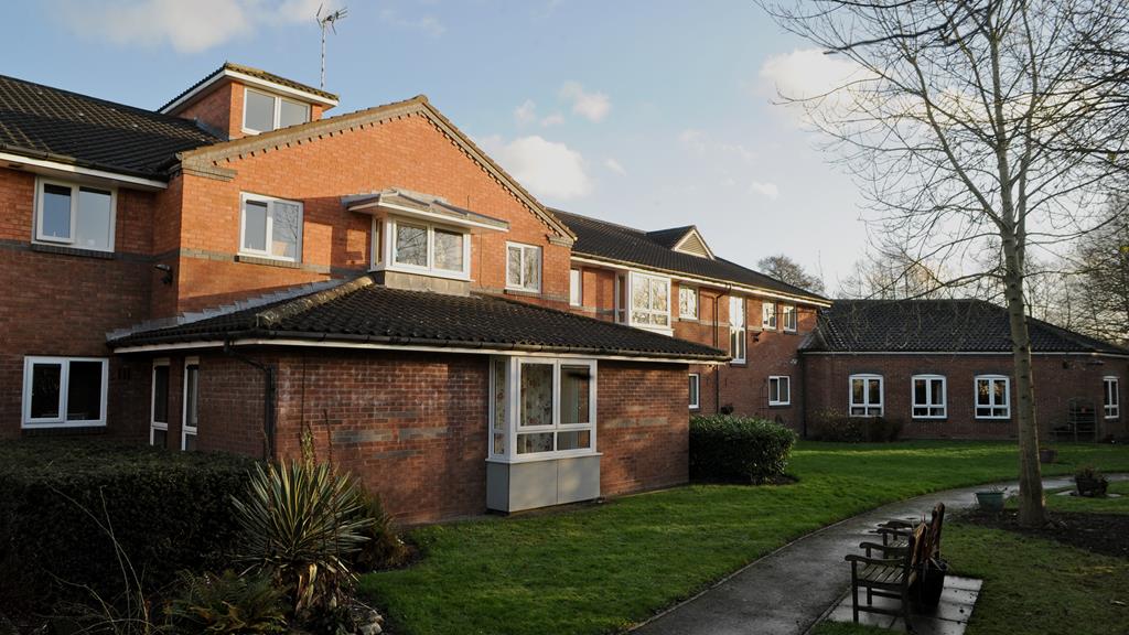 south view close, featherstone, WV10 7NB | Midland Heart Homes